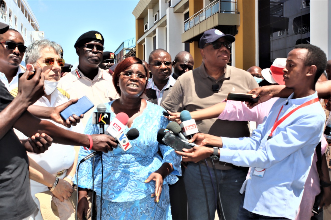Tourism CS Malonza Receives 800 Excursionists at Mombasa Port - Safi news